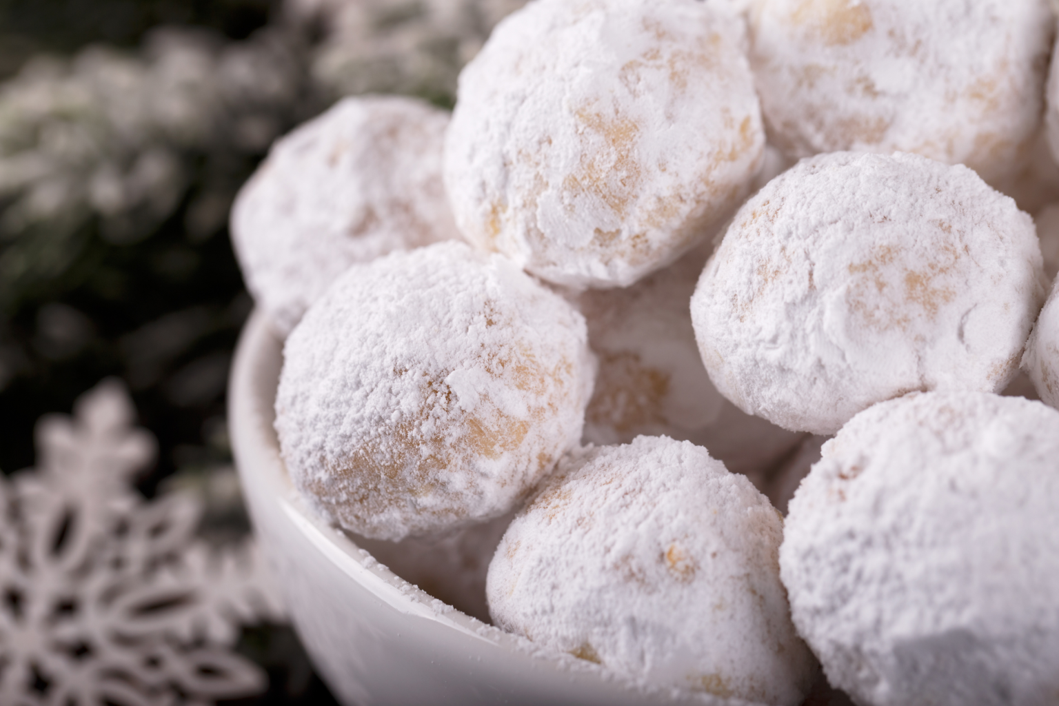 Authentic Greek Kourabiedes Recipe